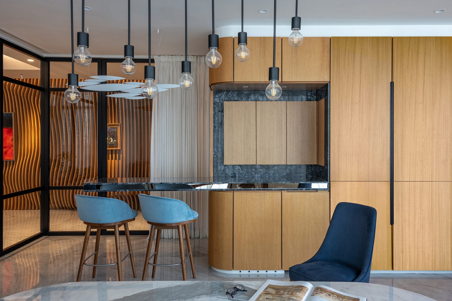 Contemporary Contours