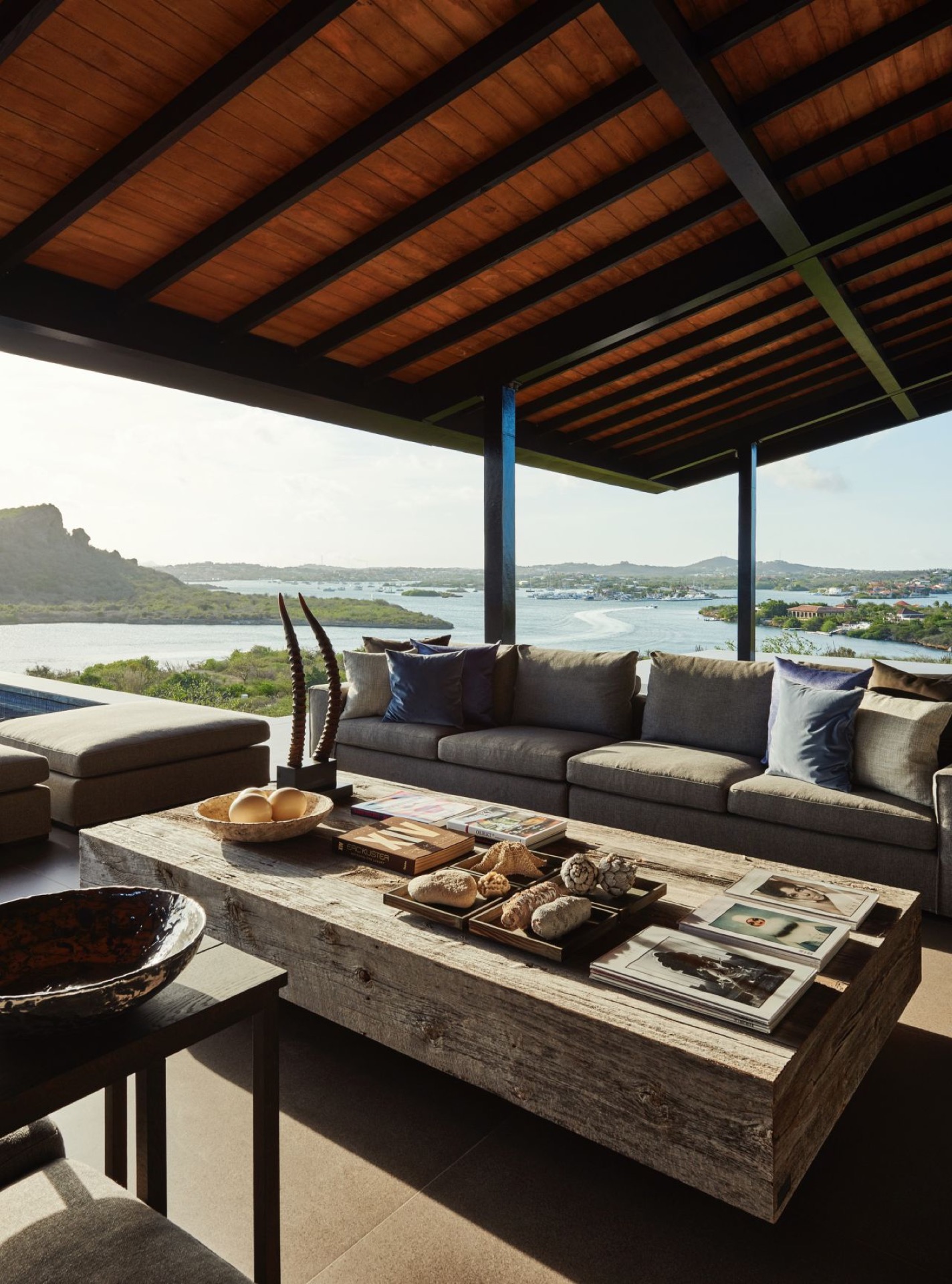 Floating Roofs - HOOG.design - Exclusive living inspiration