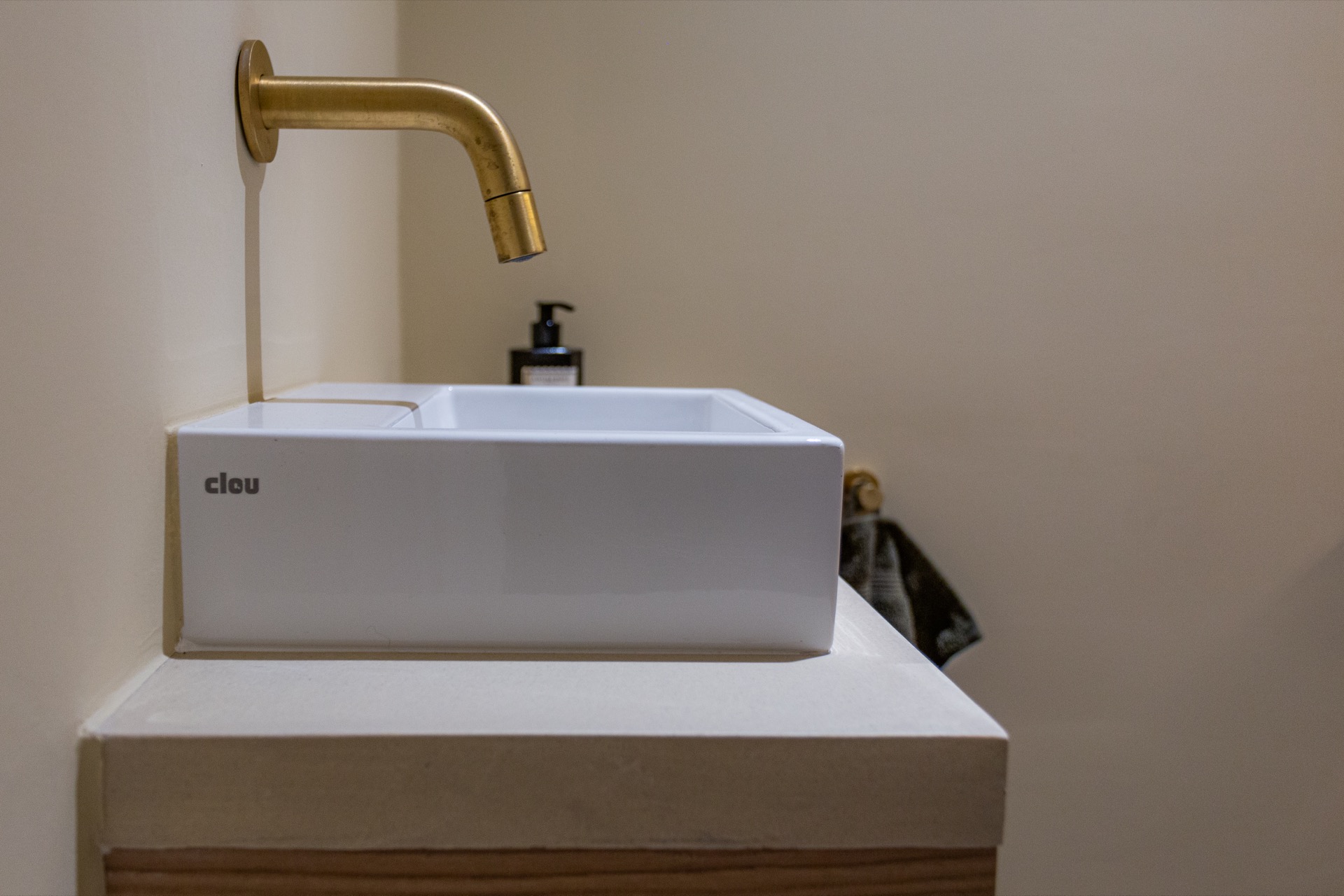 Project BS09 - Een badkamer die eenvoud en functionaliteit omarmt