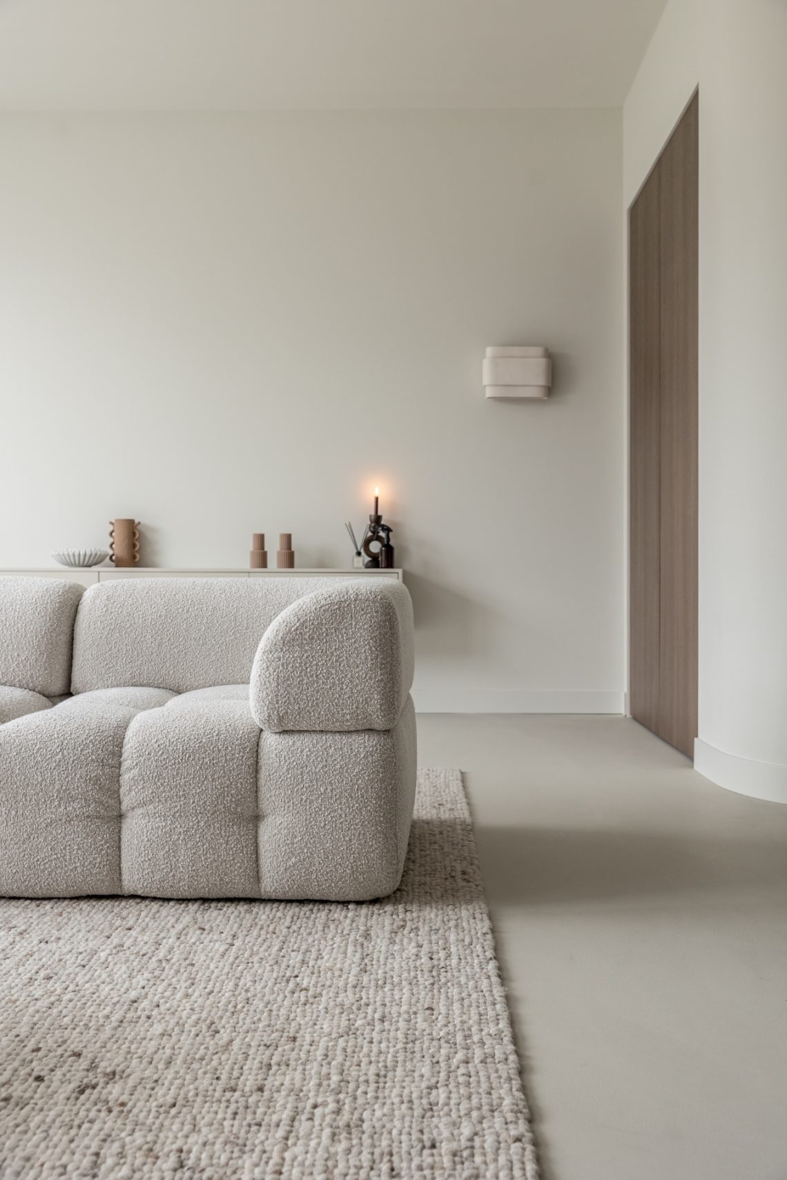 Rustgevend Japandi-interieur in Maassluis: een harmonieus ontwerp van LEVH Interiors