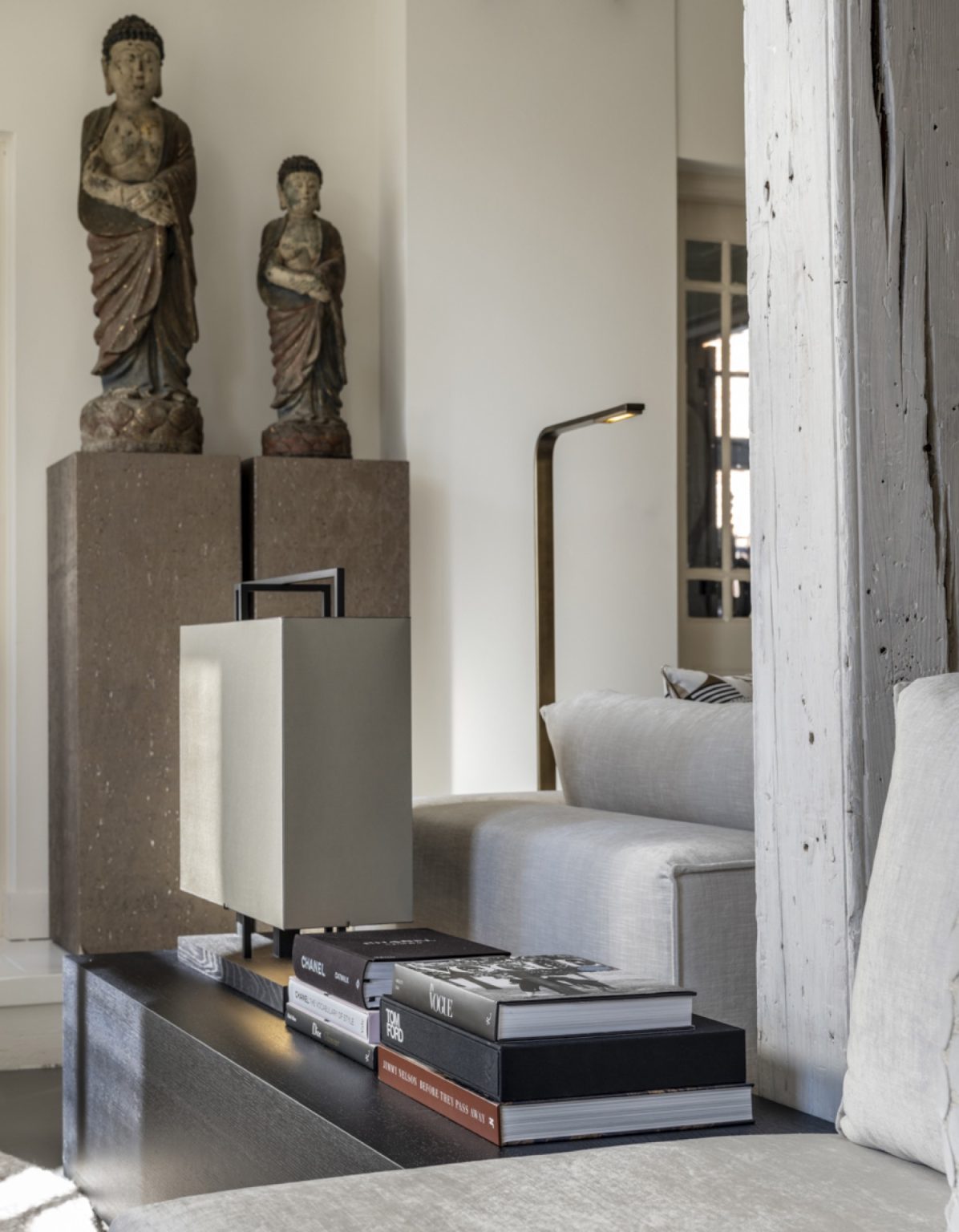 Showroom Interiors DMF