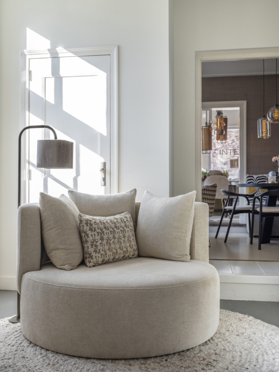 Showroom Interiors DMF