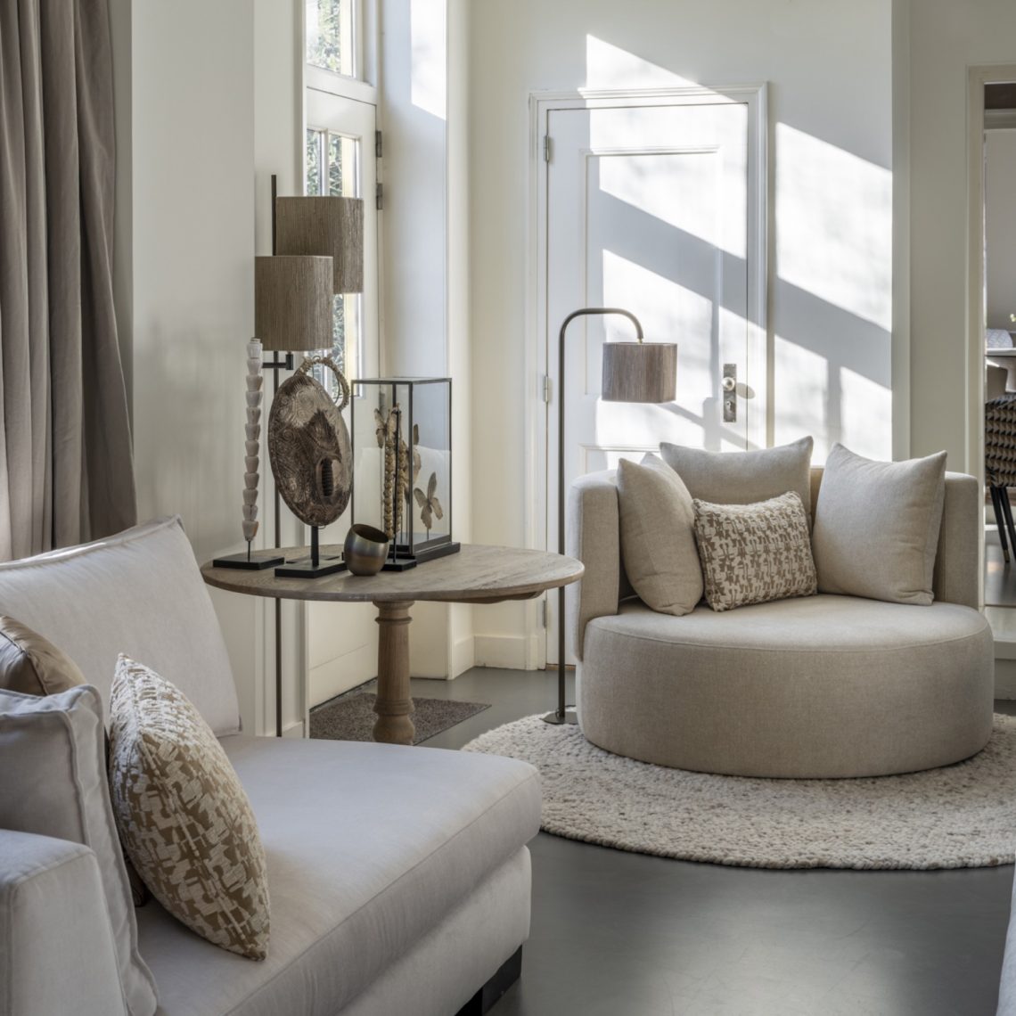 Showroom Interiors DMF